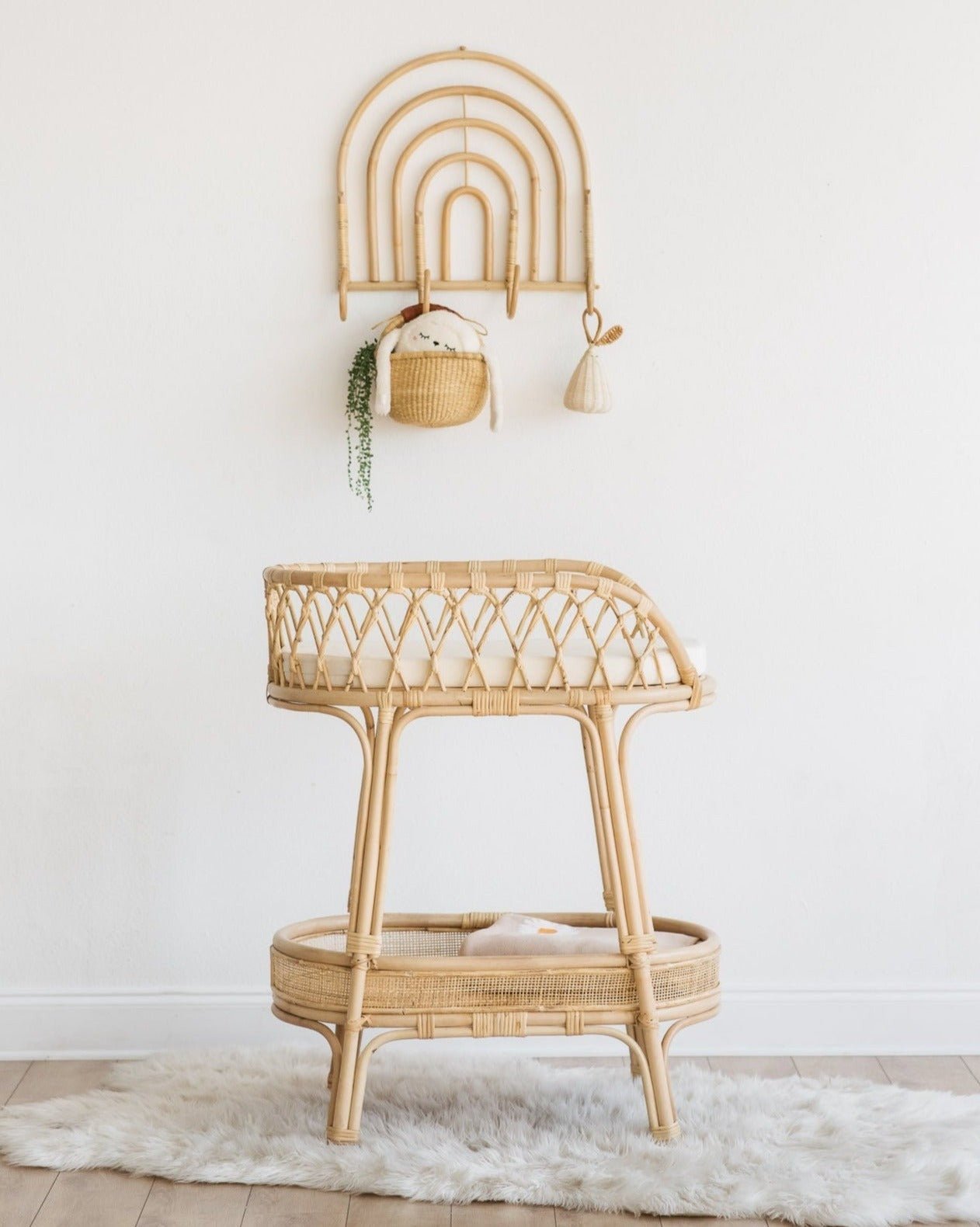 Aria Full-Sized Changing Table – Monkey Bunks