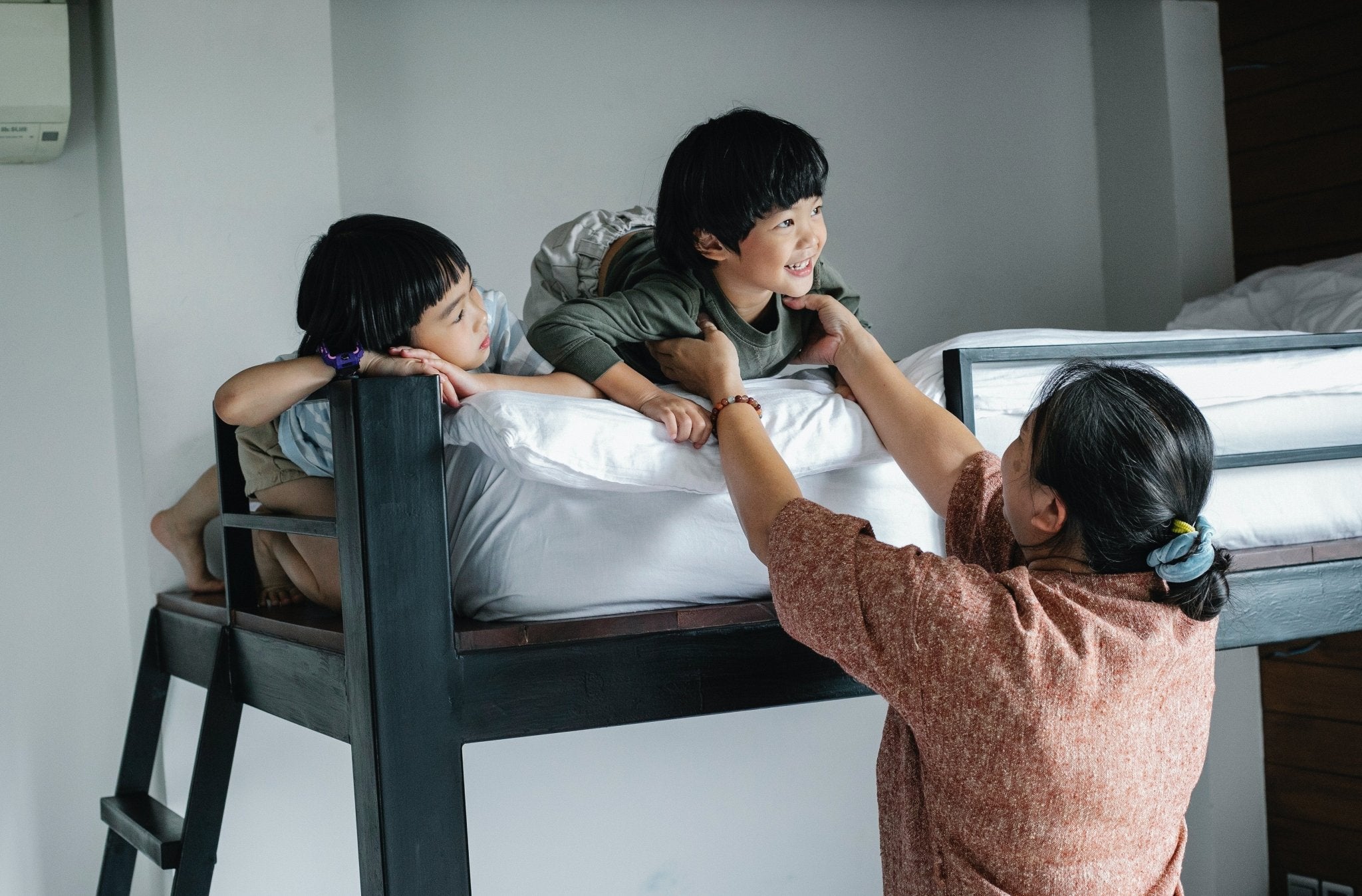 The Ins-and-Outs of Bunk Beds for Kids | Parenting Tips for Bunkbeds ...